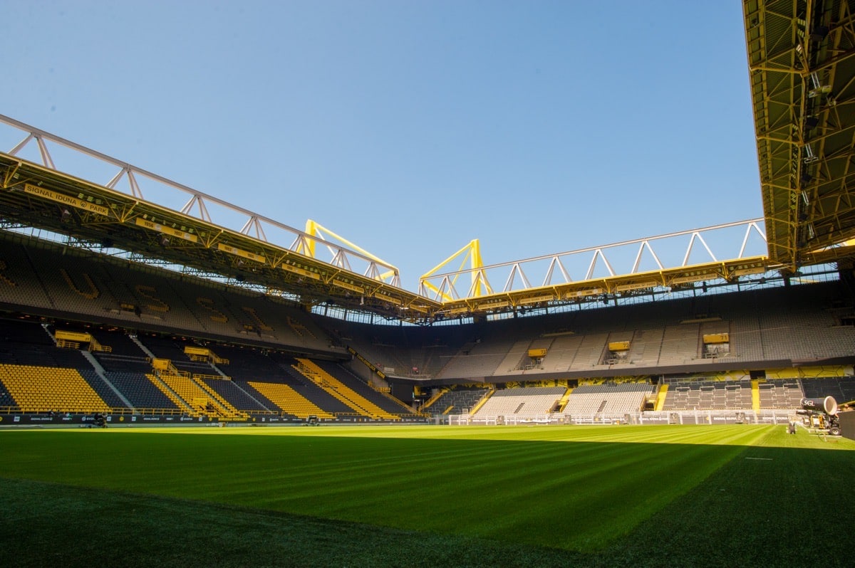 Signal Iduna Park Dortmund | Fußballstadion in Dortmund von Borussia ...